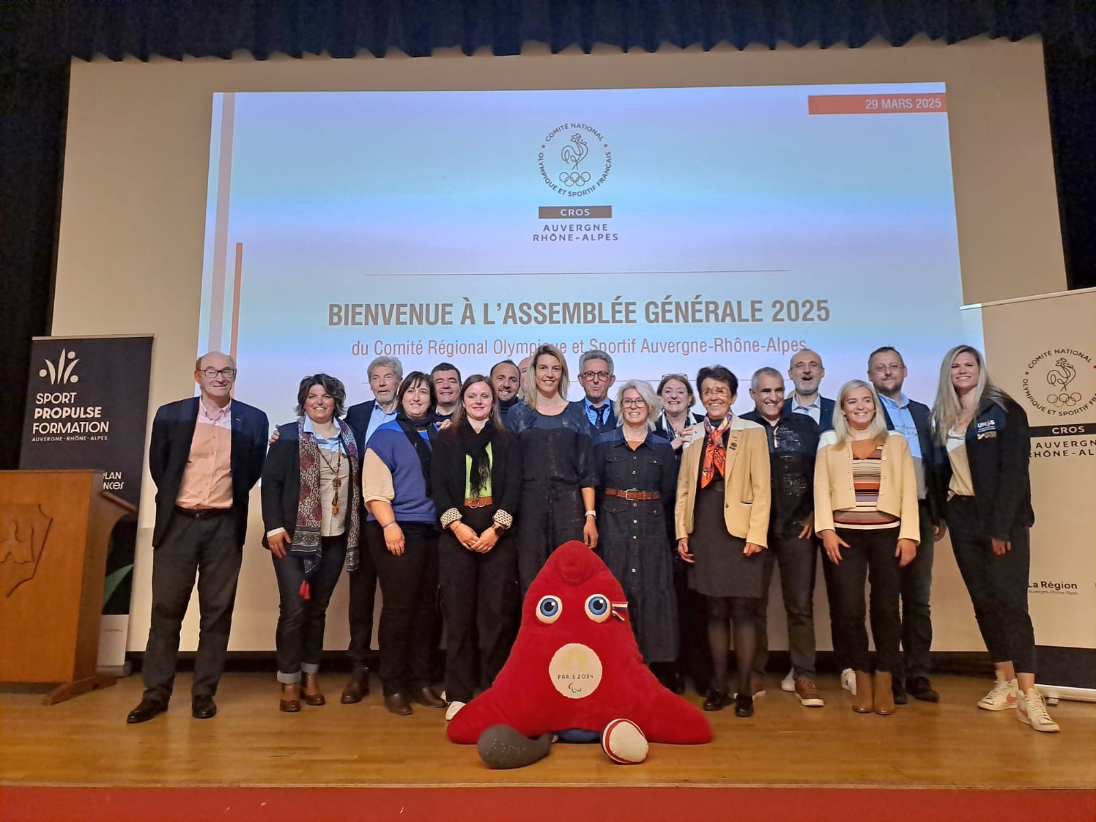 Élection de la présidente du Comité Régional Olympique Sportif Auvergne ...